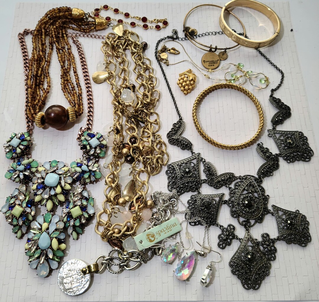 Jewelry SIGN Jewelry Lot of 13 Pieces Pre Owned Givenchy, Trifari and ...