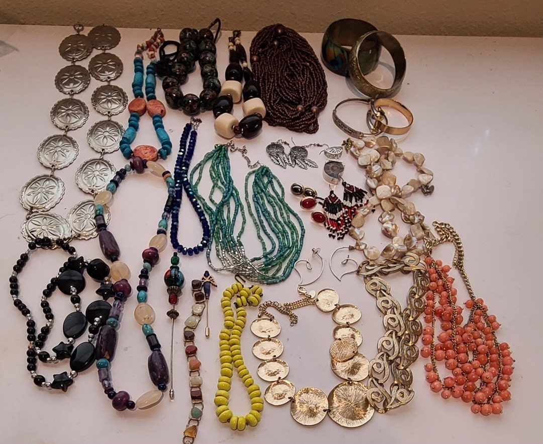Vintage and Modern West /tribal / 27 Pieces Pre Owned Jewelry Lot of 27 ...