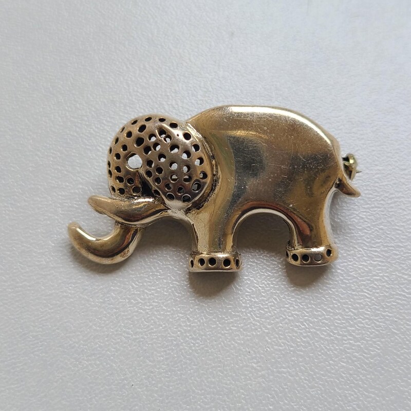Elephant Brooch - Etsy