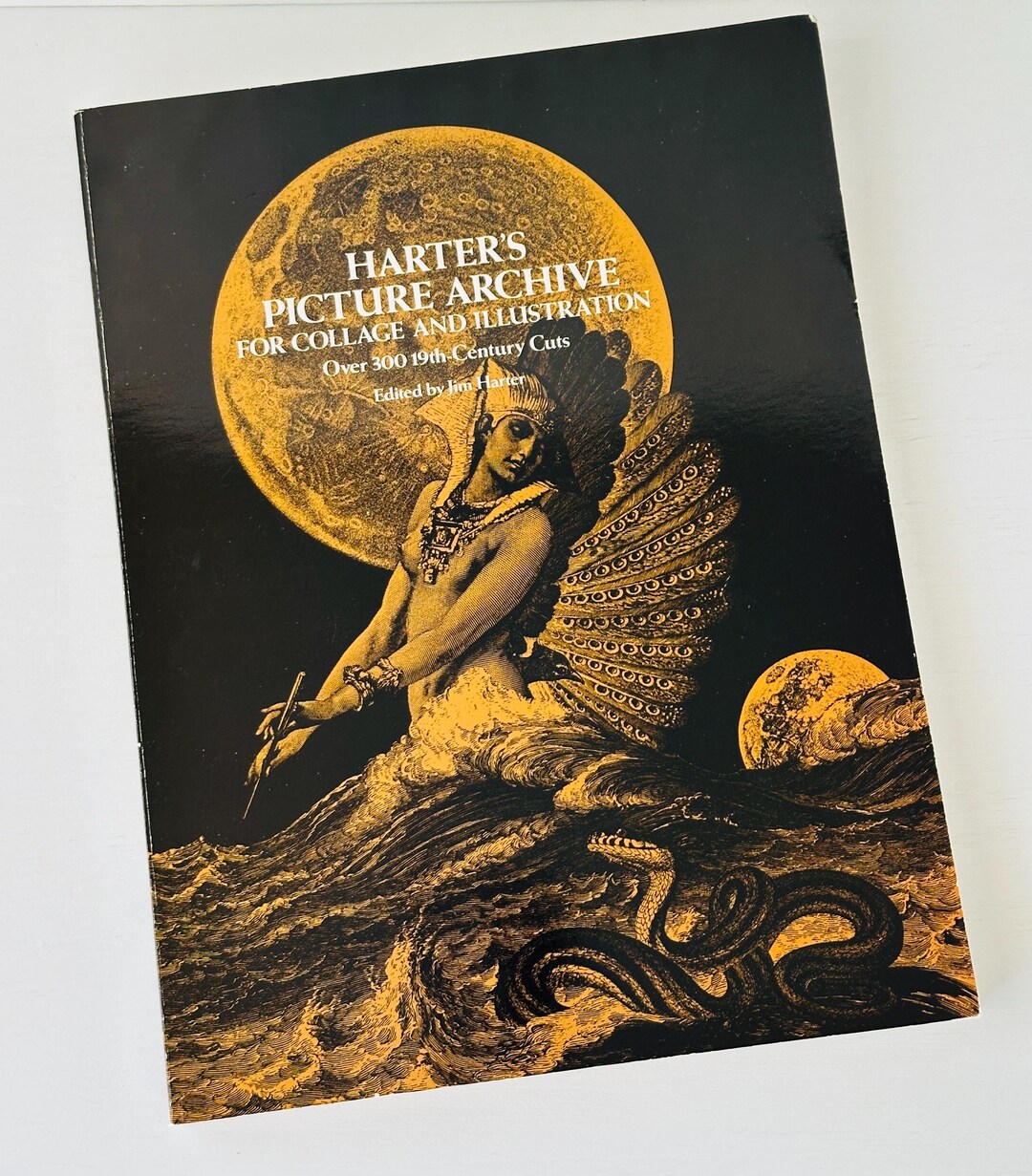 Harter's Vintage Clip Art Book: 1978 First Edition Illustration Archive ...