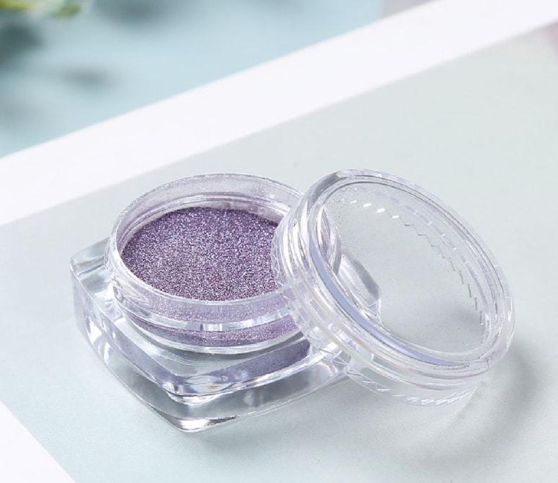 Pearlescent Mica Powder in plastic container with twist top | Etsy