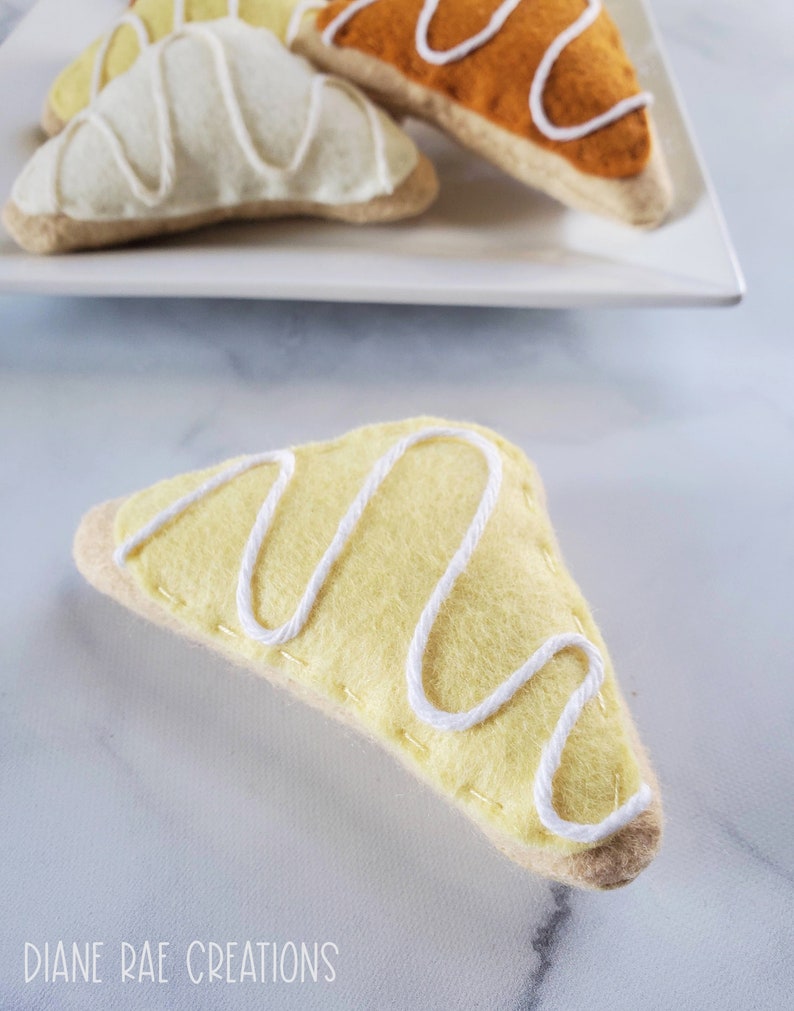 Felt Scone Pastry Pretend Play Kitchen - Etsy