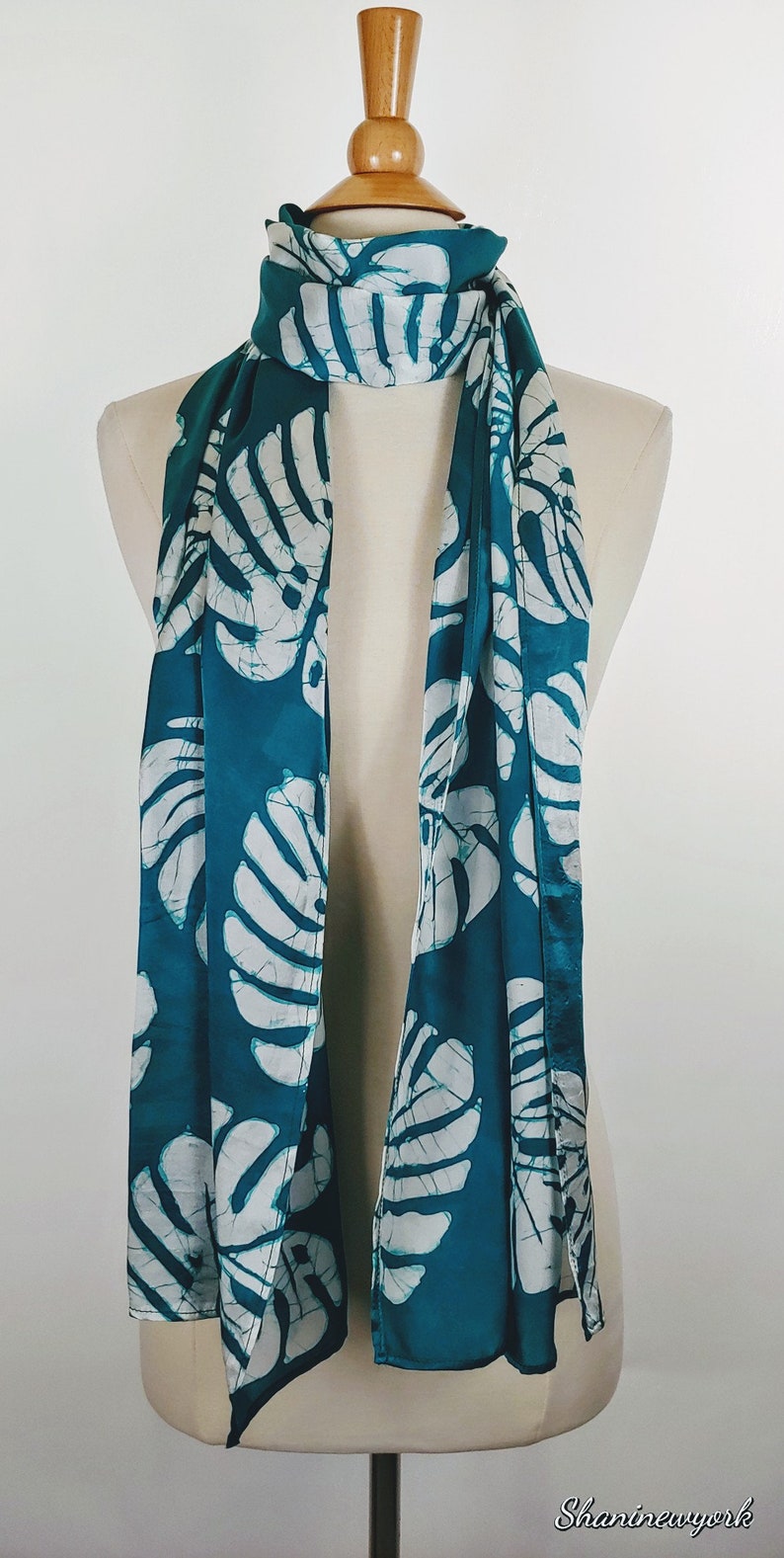 Monstera Leaf Print Scarf Batik Silk Scarf St Patty's - Etsy UK