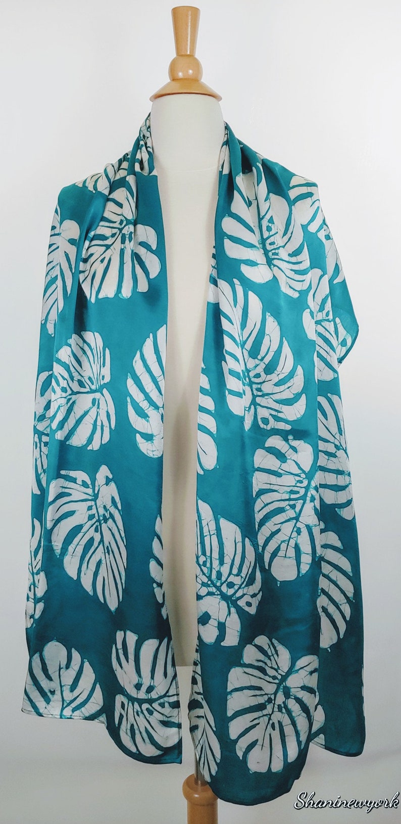 Monstera Leaf Print Scarf Batik Silk Scarf St Patty's - Etsy UK