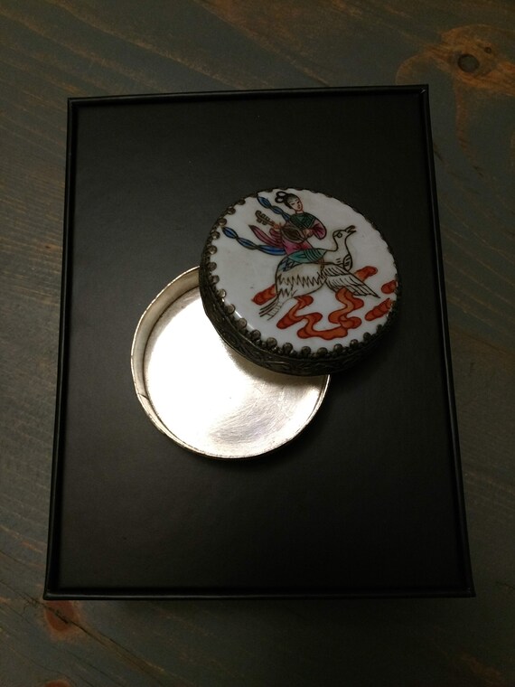 Chinese Porcelain Shard Trinket Box - Gem