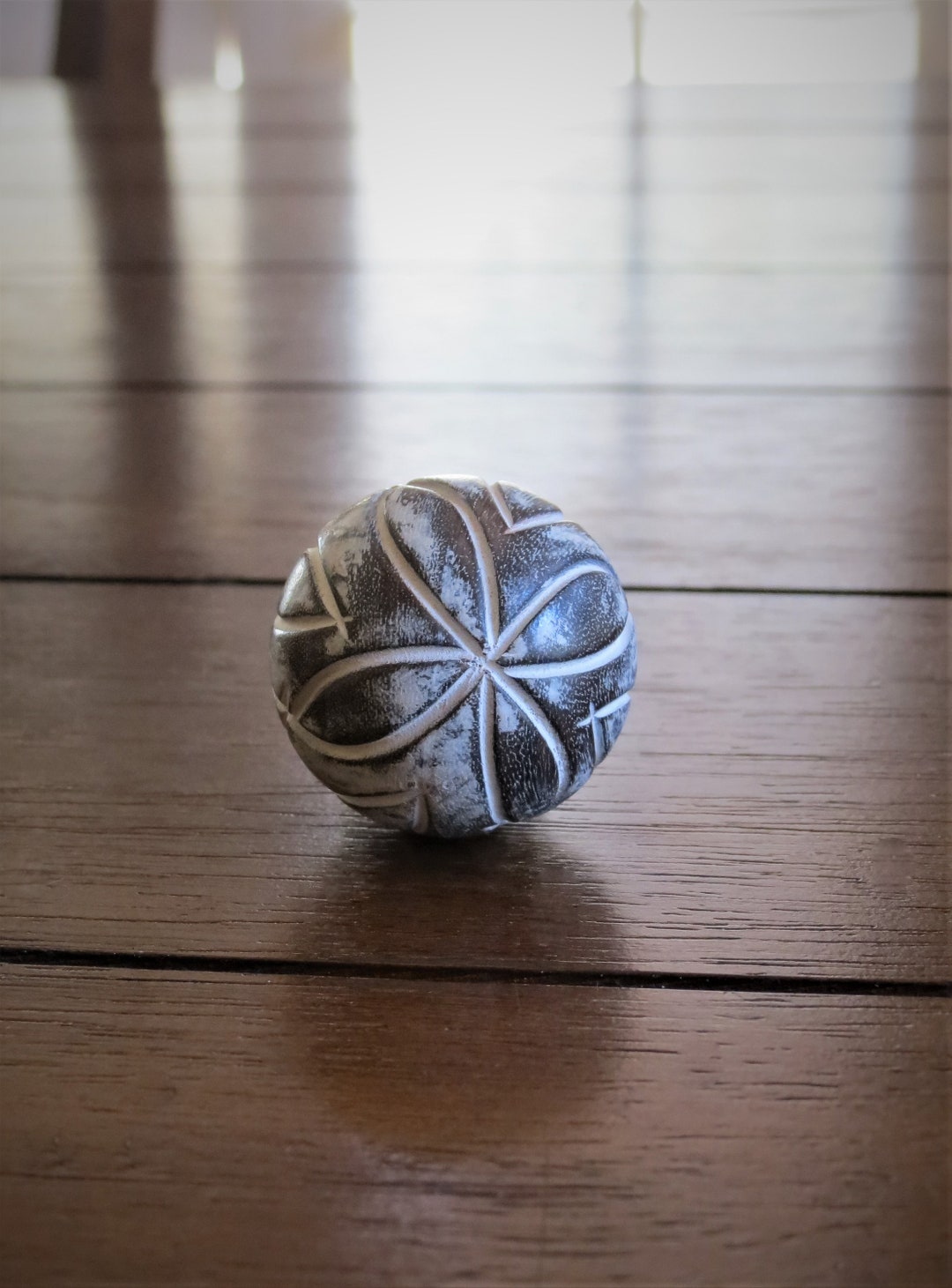 Carved Wood Round Sphere Knob / Dresser Drawer Cabinet Desk Knob ...