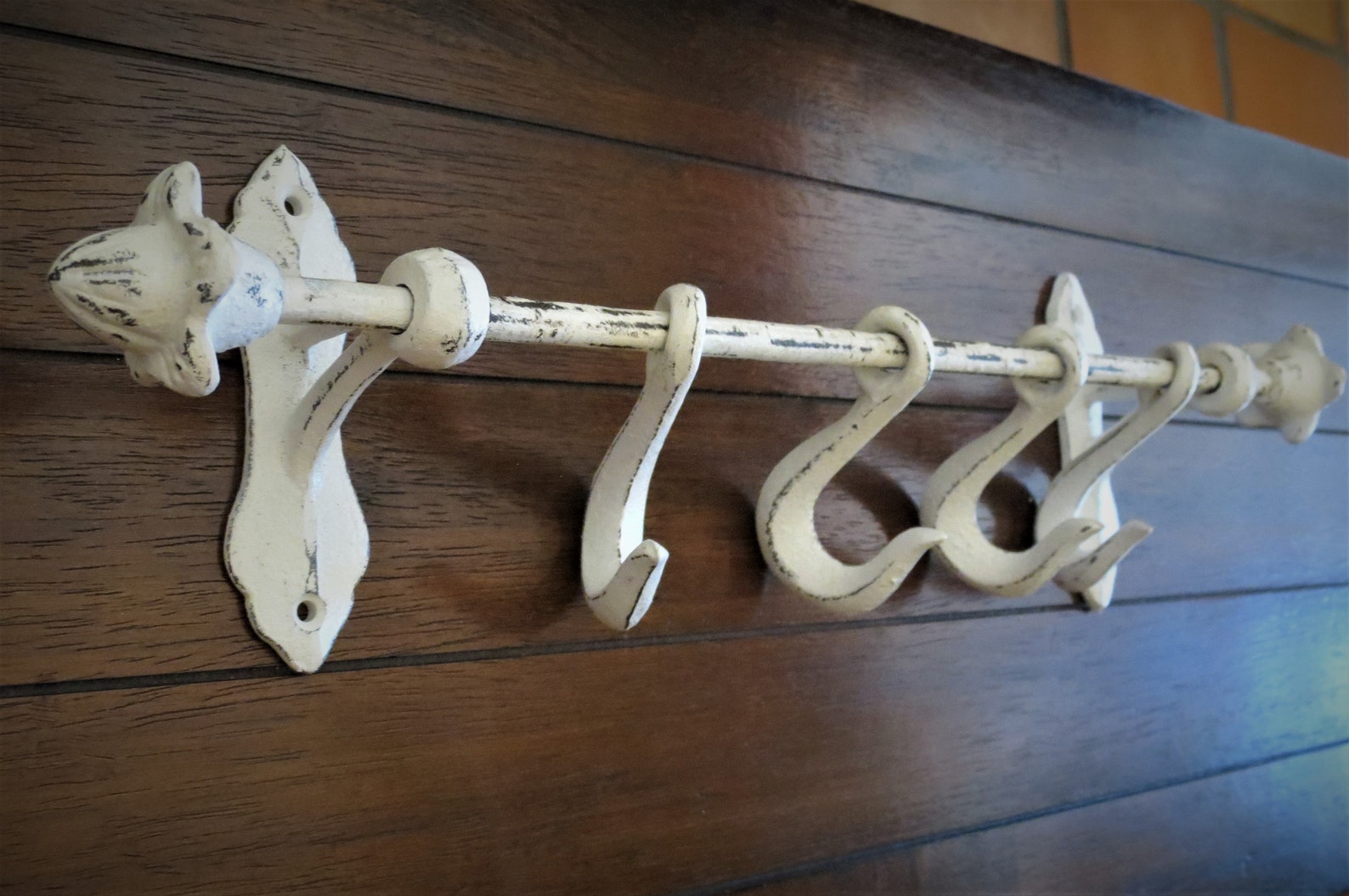 Metal Wall Rack With Hooks / Cottage Chic Wall Decor / Flower | Etsy