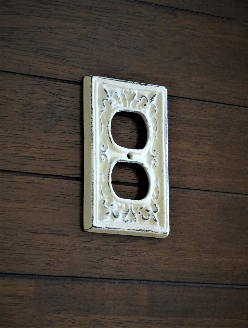 Distressed Fleur De Lis Cast Iron Outlet Cover - Creamy White ...