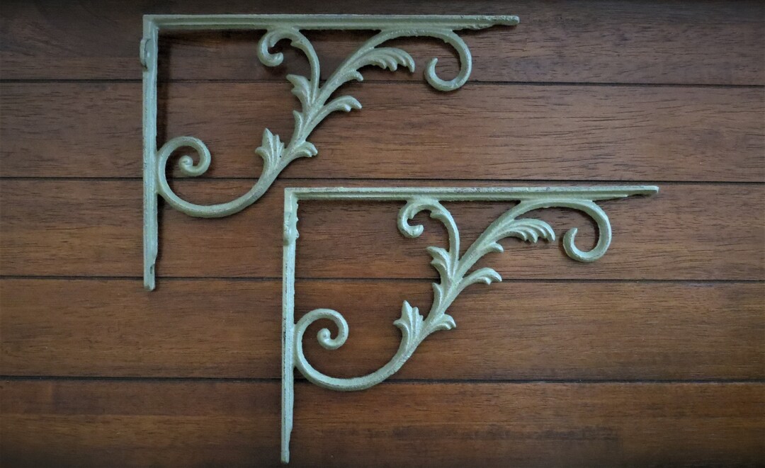 Cast Iron Shelf Brackets / Ornate Leaf Motif / Shabby Chic Cottage ...