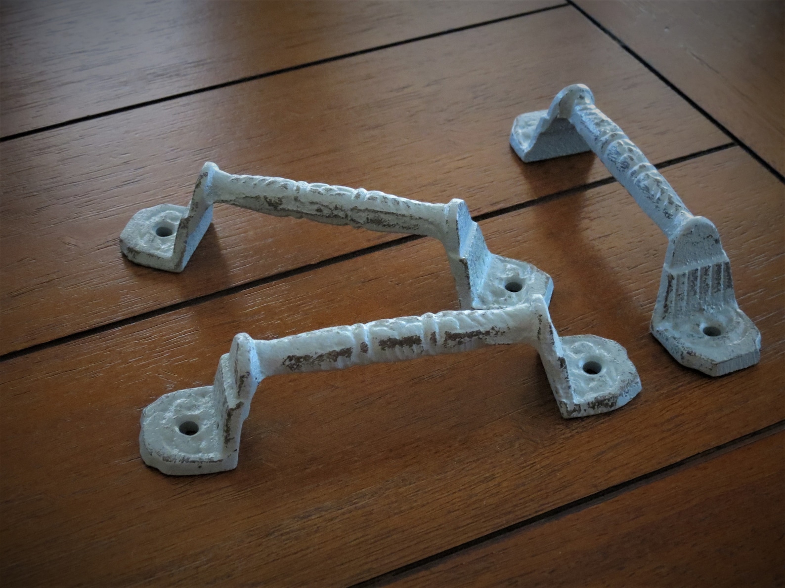 Classic Handle / Cast Iron Hardware / Dresser Drawer Door - Etsy