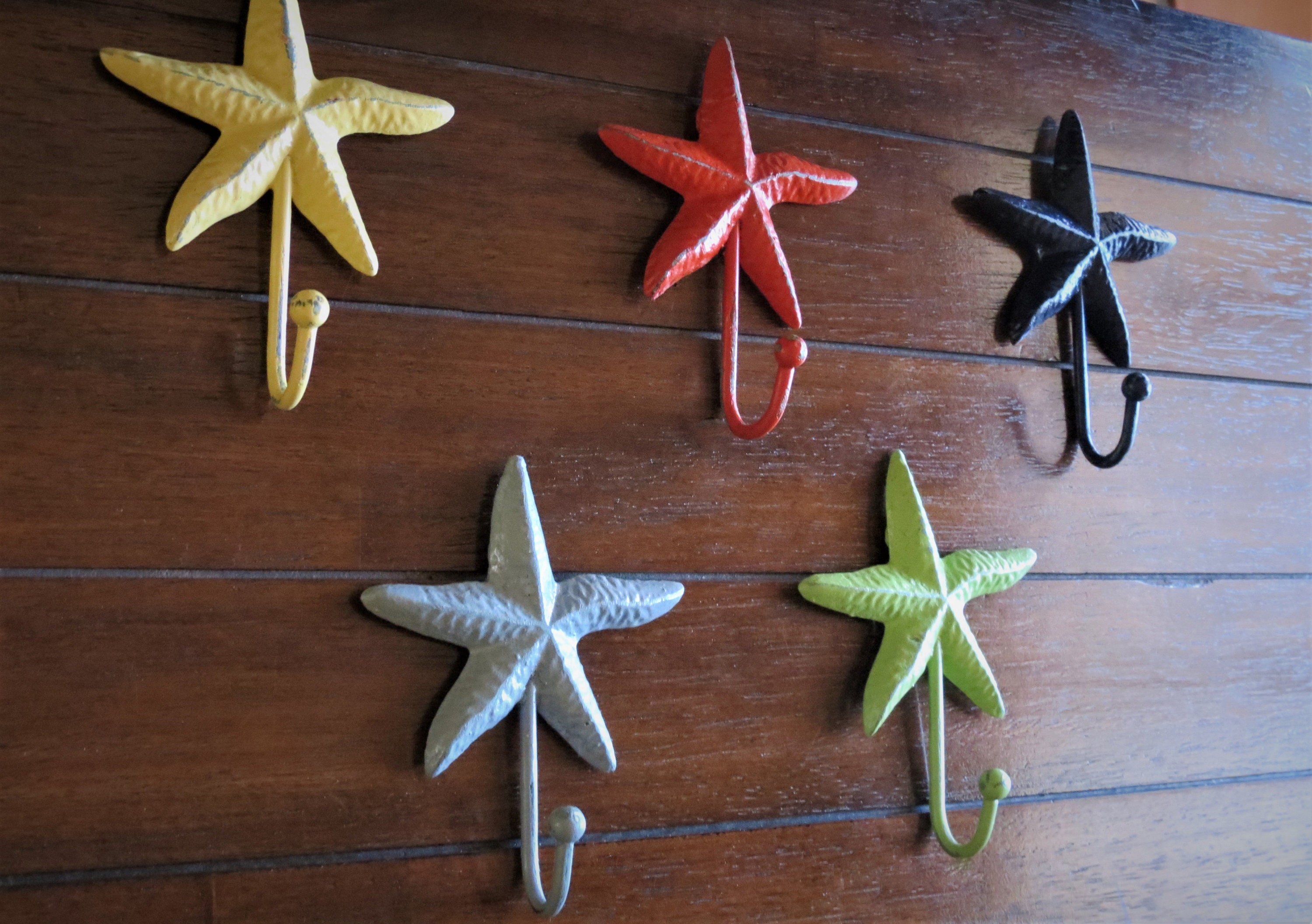 Starfish Wall Hook Set / Custom Painted Metal Hangers / | Etsy