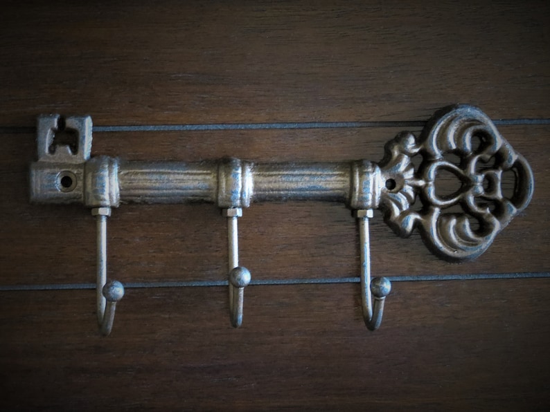Key Holder / Key Rack / Cast Iron Hook / Skeleton Key Wall Decor ...