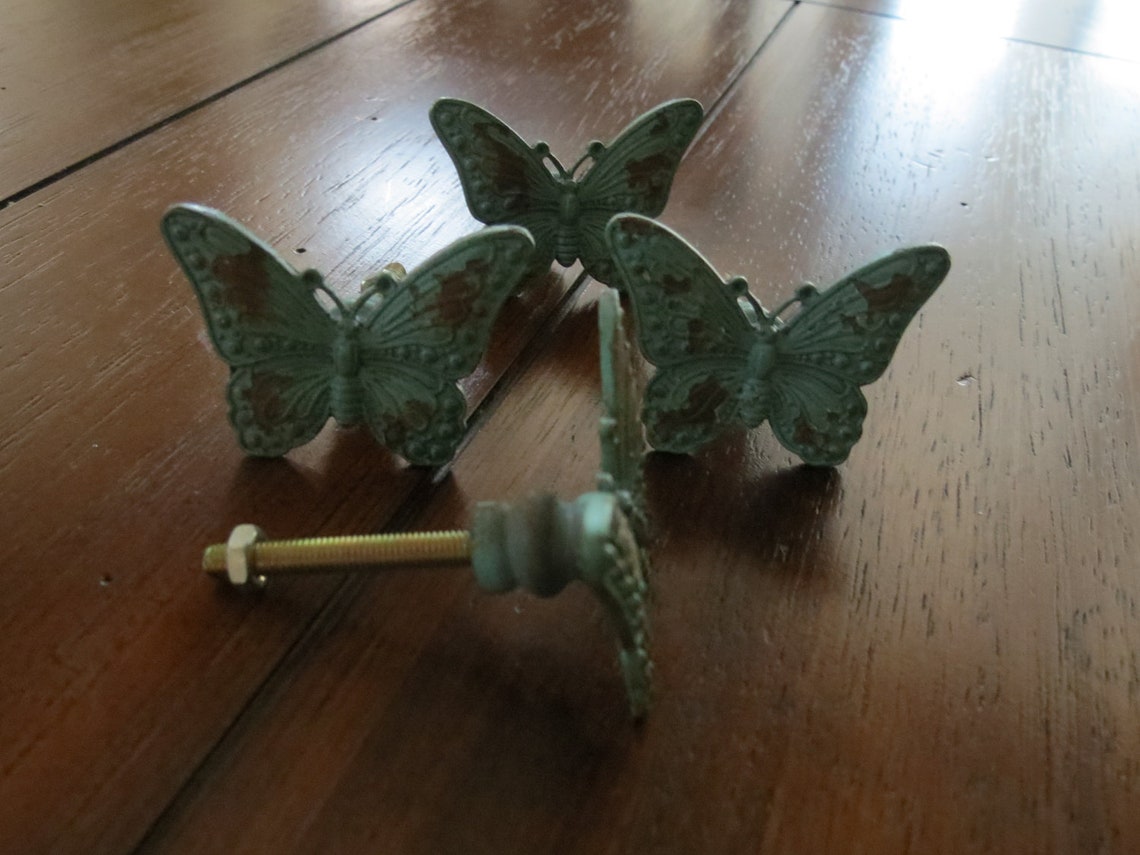 Butterfly Drawer Knobs / Drawer Pulls / Shabby Chic / Rustic / - Etsy