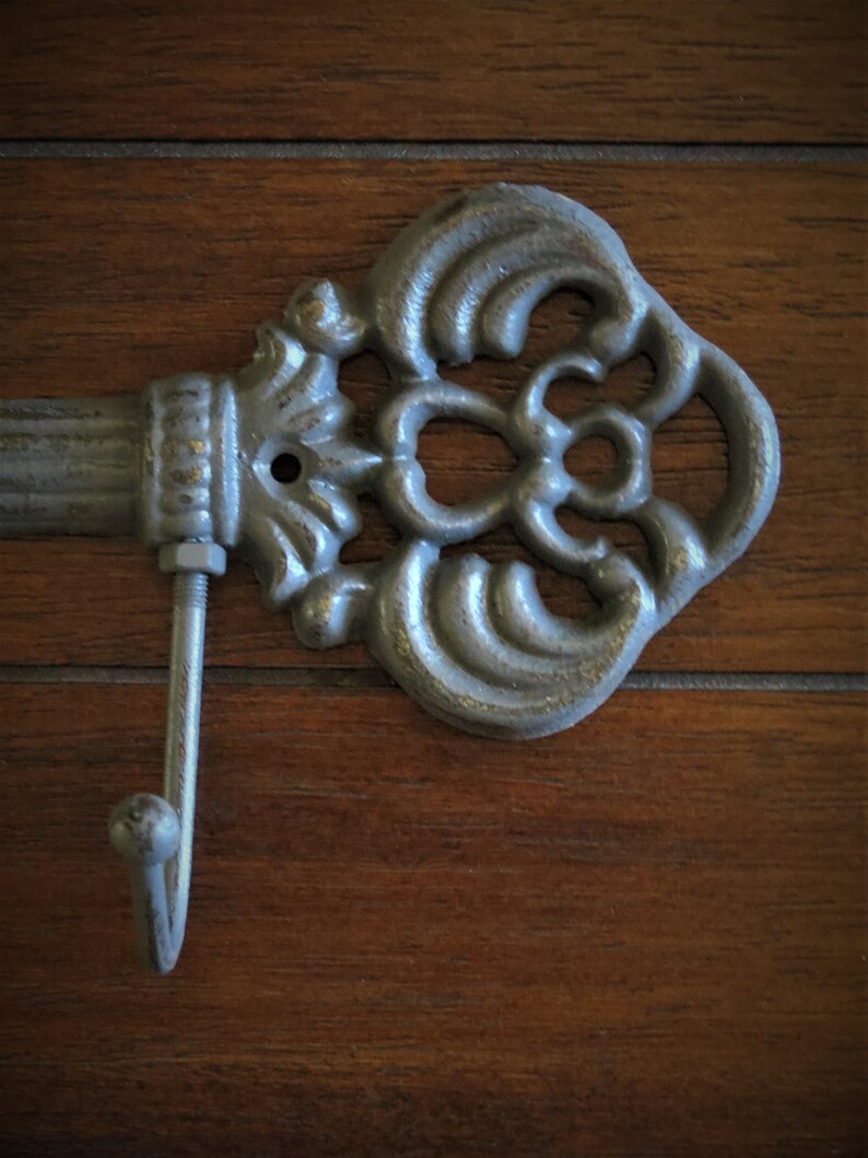 Key Holder / Skeleton Key Rack / Cast Iron Wall Hook / Kitchen | Etsy