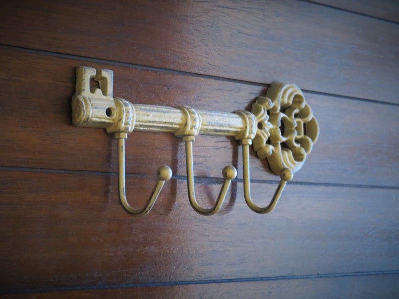 Antique Gold Key Holder / Skeleton Key Rack / Cast Iron Wall - Etsy