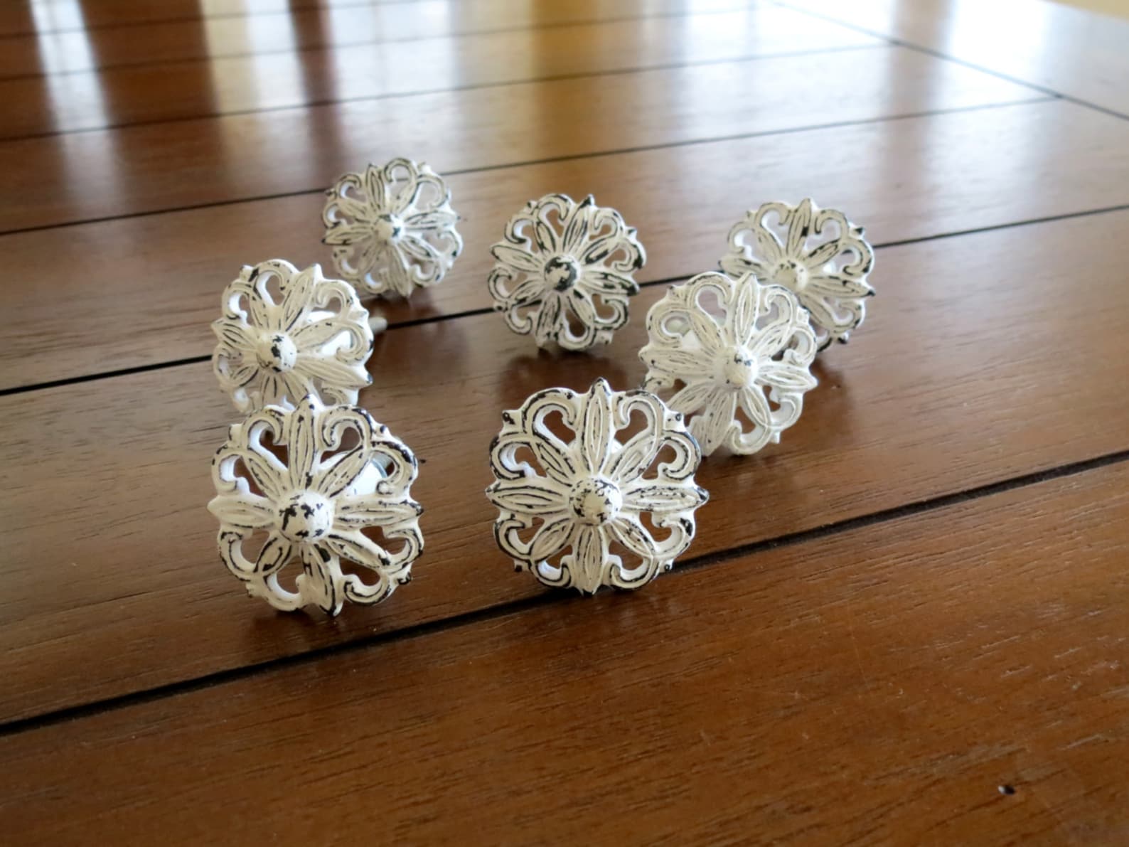 Cottage Chic Knobs / Drawer or Desk Knobs / Dresser Drawer - Etsy