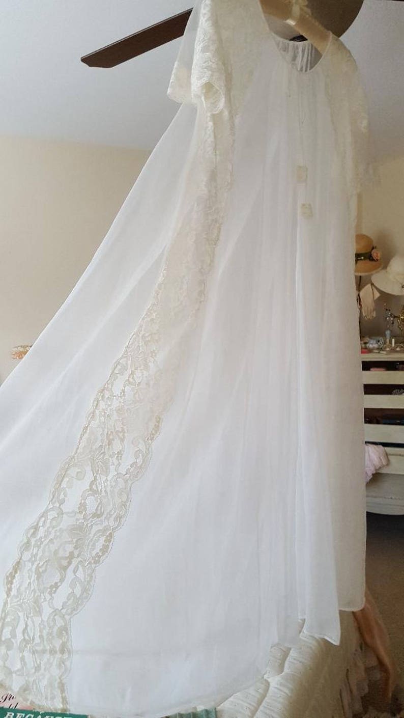 Negligee Bridal Setpeignoir 70s Shadowline Peignoirwhite Nylon N Lace ...