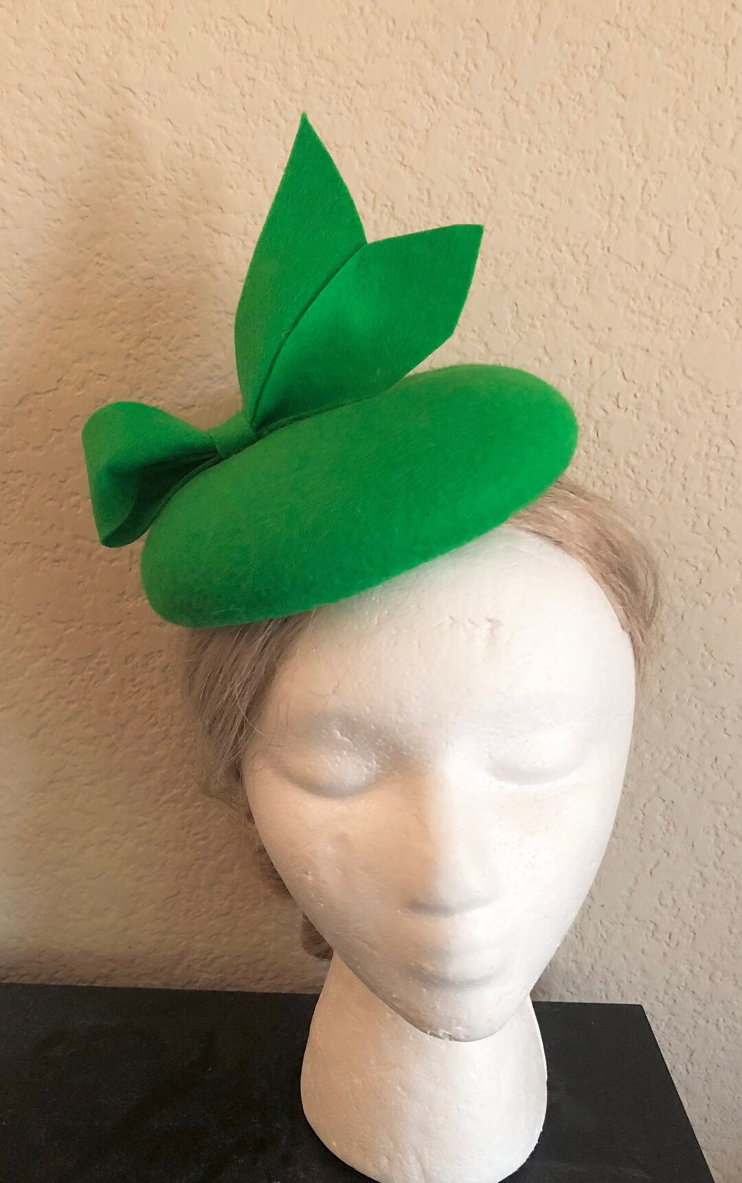 100% Merino Wool Fascinator Hat - Bright Kelly Green Bow Hat, Pillbox ...