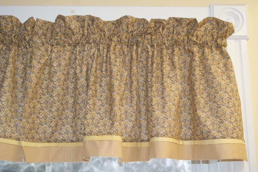 Gold Yellow Brown Tan Floral Valance Daisy Classic Cottons 17 X 43 ...