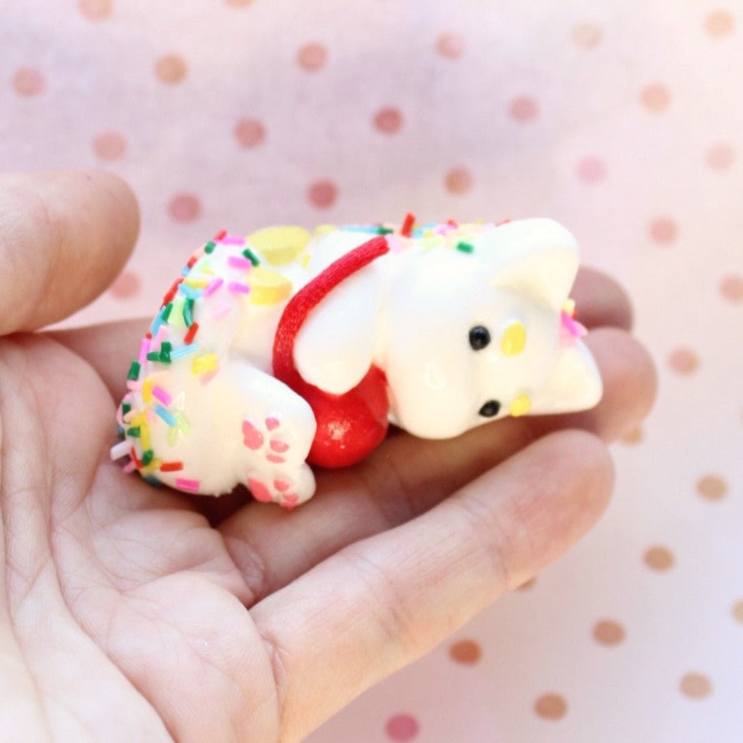 Ice Cream Mercat Figure. Yellow Variant Handmade Resin Art Toy Mini Fig ...