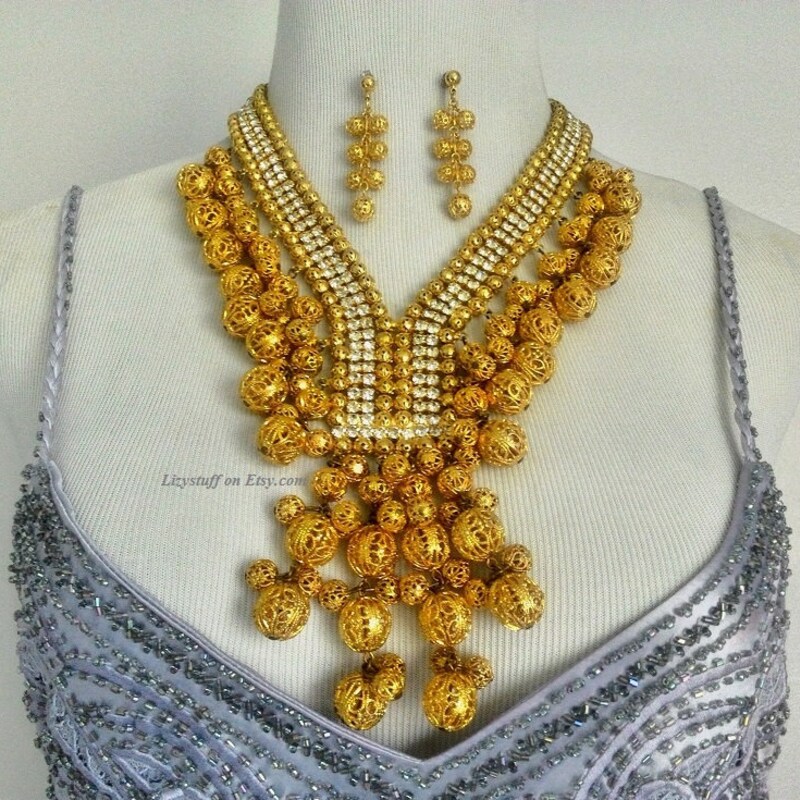 Huge Necklace - Etsy