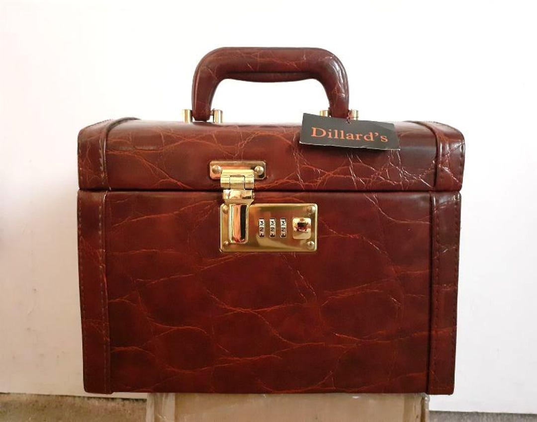 Vintage Dillard's Brown Crocodile Alligator Embossed Pattern Leather ...