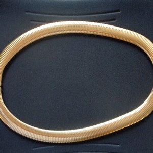 Gorgeous RETRO Mod Vintage Accessories Shiny Gold Tone Metal Flexible ...