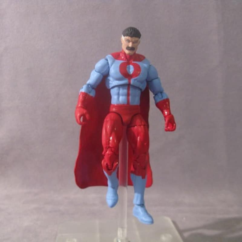 T13 Invincible Figure - Etsy