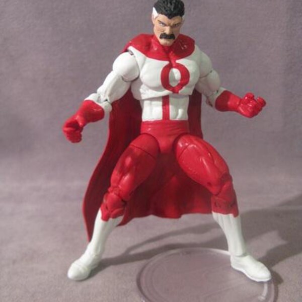 T13 Invincible Figure - Etsy