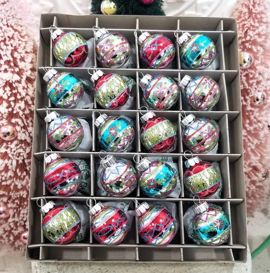 20 Shiny Brite Glass Round Flower Squiggle Stencil Christmas Ornaments ...