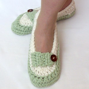 Womens Crochet Loafer Slipper Pattern: Easy to Follow, Sizes 5-12 (PDF ...