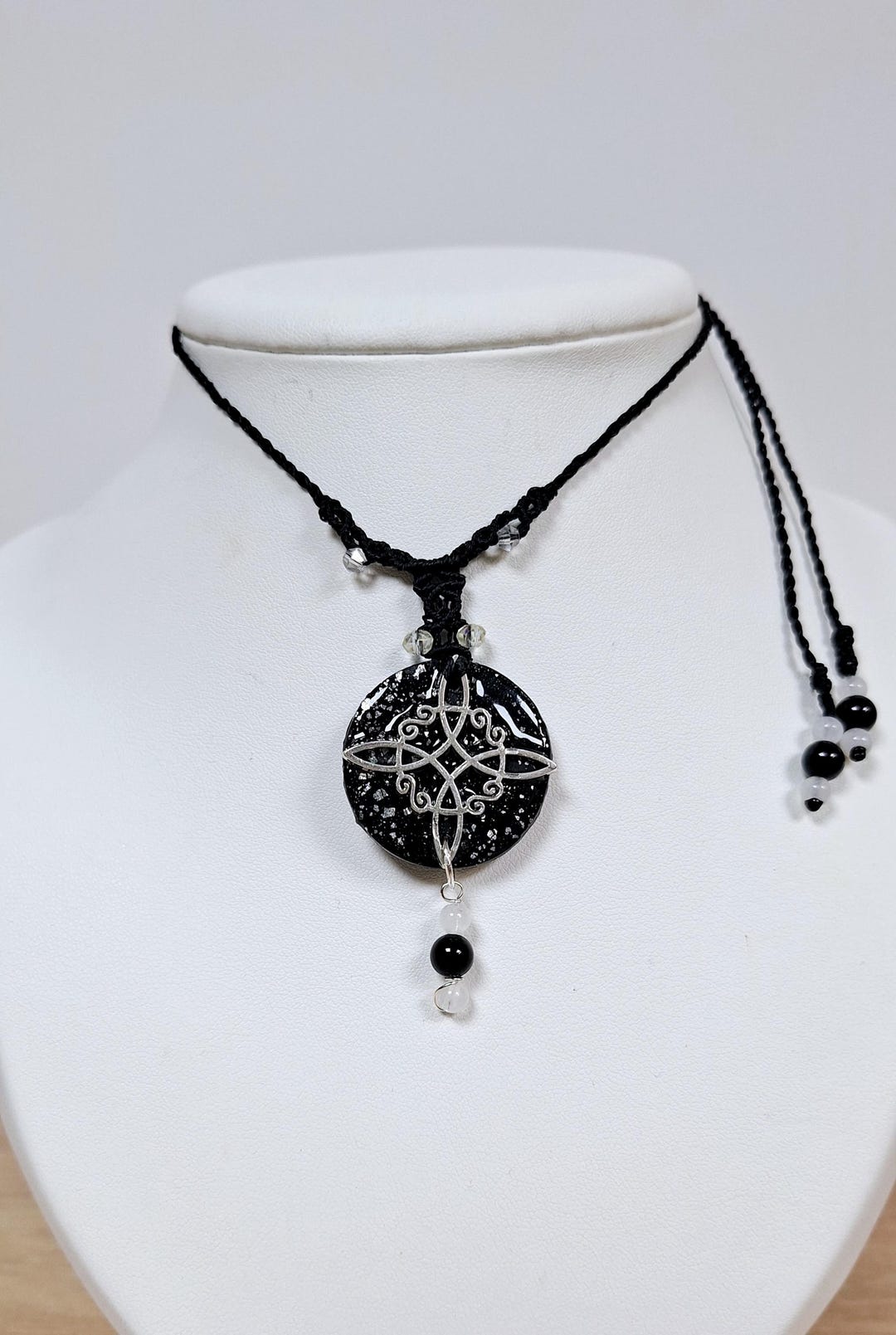 Celtic Charm Trigram Macrame Necklace - Black Onyx and White Jade ...