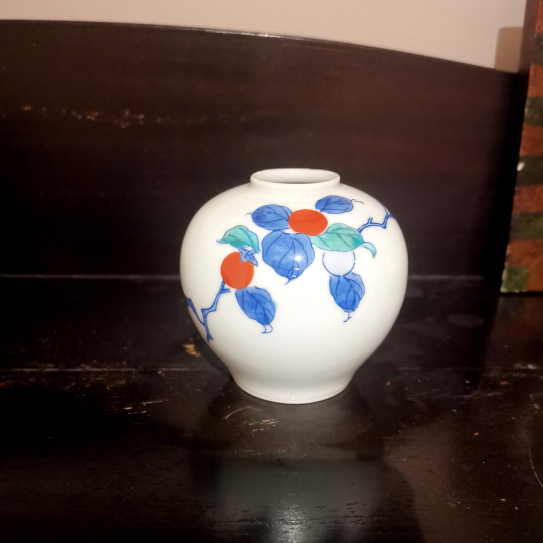 Small Nabeshima Ware Vase Japanese Ceramic, Oriental , Chinoiserie ...