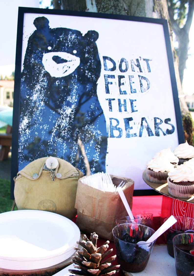 Don't Feed the Bears- Camping Party Poster - Etsy
