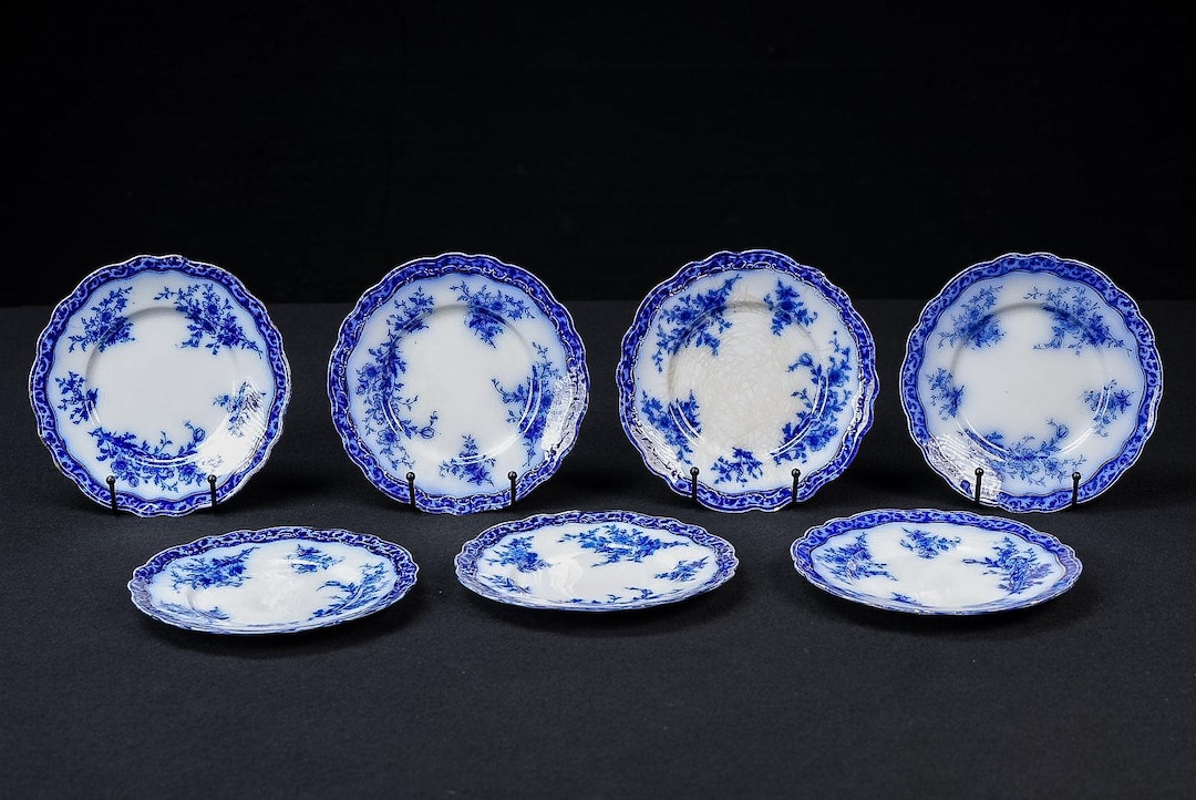 Set of Seven Alcock Flow Blue Plates - Etsy