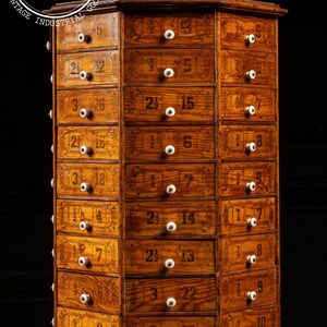 Early 20th Century Revolving Oak Bolt and Screw Case - Etsy