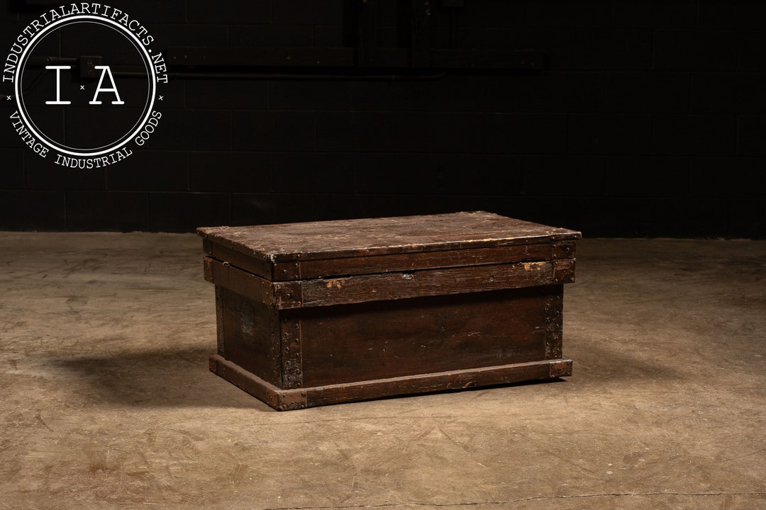 Early American Wooden Trunk - Etsy