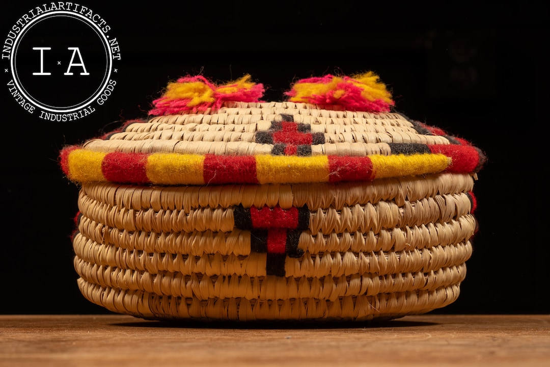 Handmade Algerian Raffia Lidded Basket - Etsy
