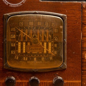 Vintage Sentinel 230UL Radio - Etsy