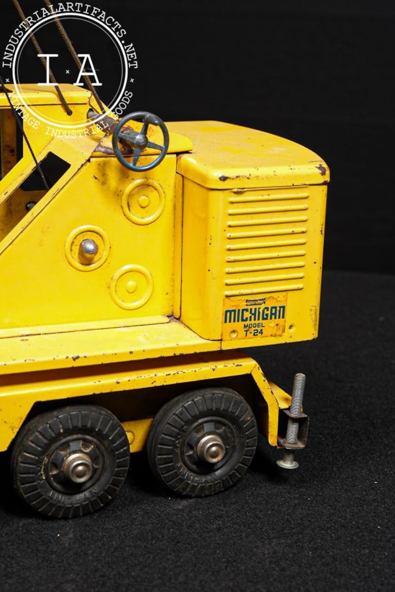 Vintage Michigan Shovel Crane Pressed Steel Toy Truck Model T-24 by Ny ...