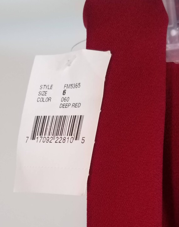 NWT Vintage Bloomingdale's Deep Red trumpet fit & fla… - Gem