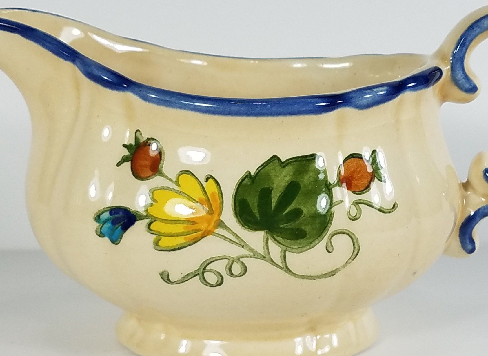 Vernon Ware by Metiox Beige Blue Gigi Floral 6 in Ceramic Gravy Boat ...
