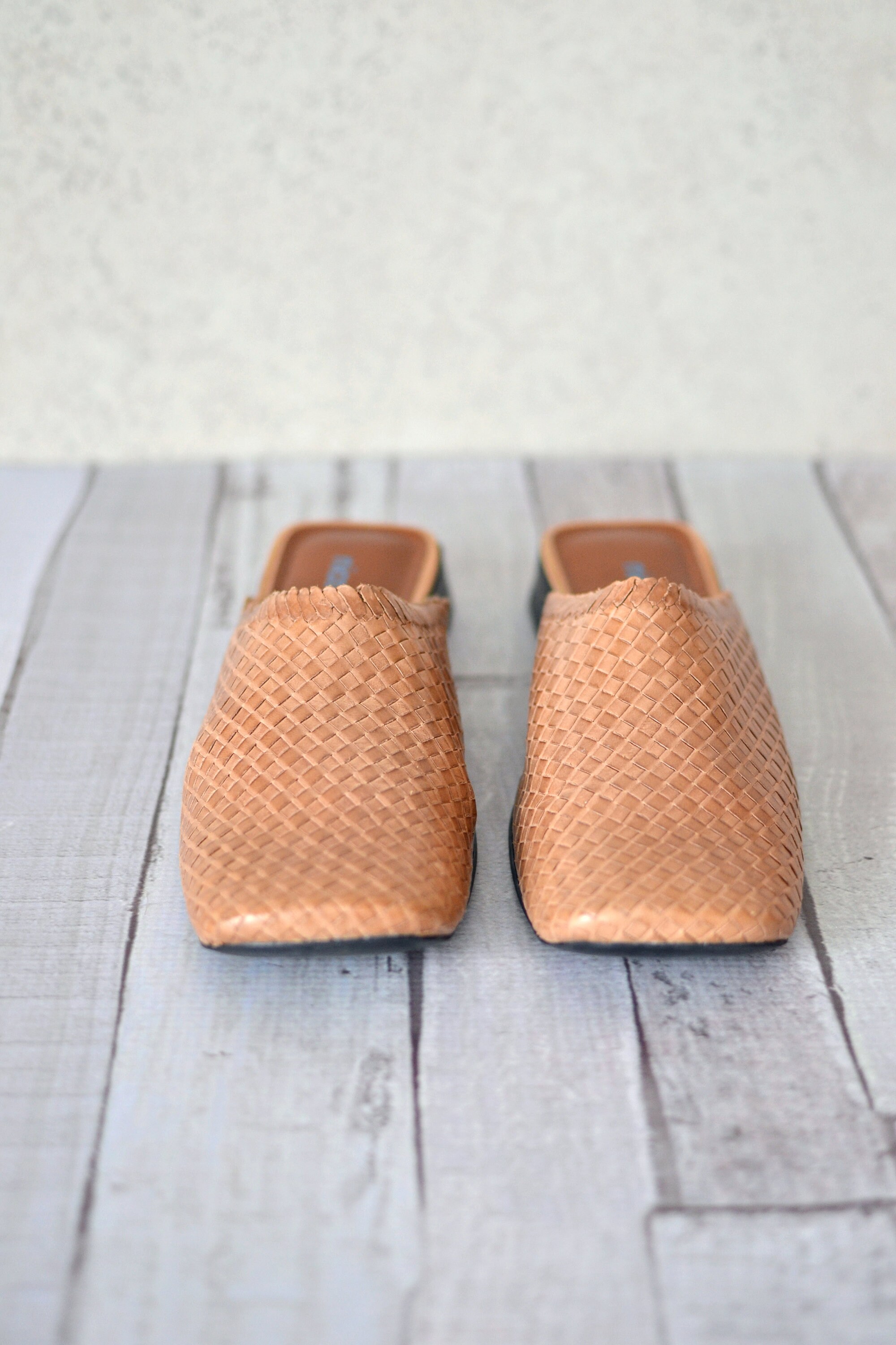 Cognac Brown Leather Woven Square Toe Slides . 90s Vintage . 7M - Etsy