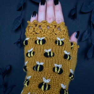 Mustard Gloves With Bees, Fingerless Gloves With Bees, Embroidery, Bee ...