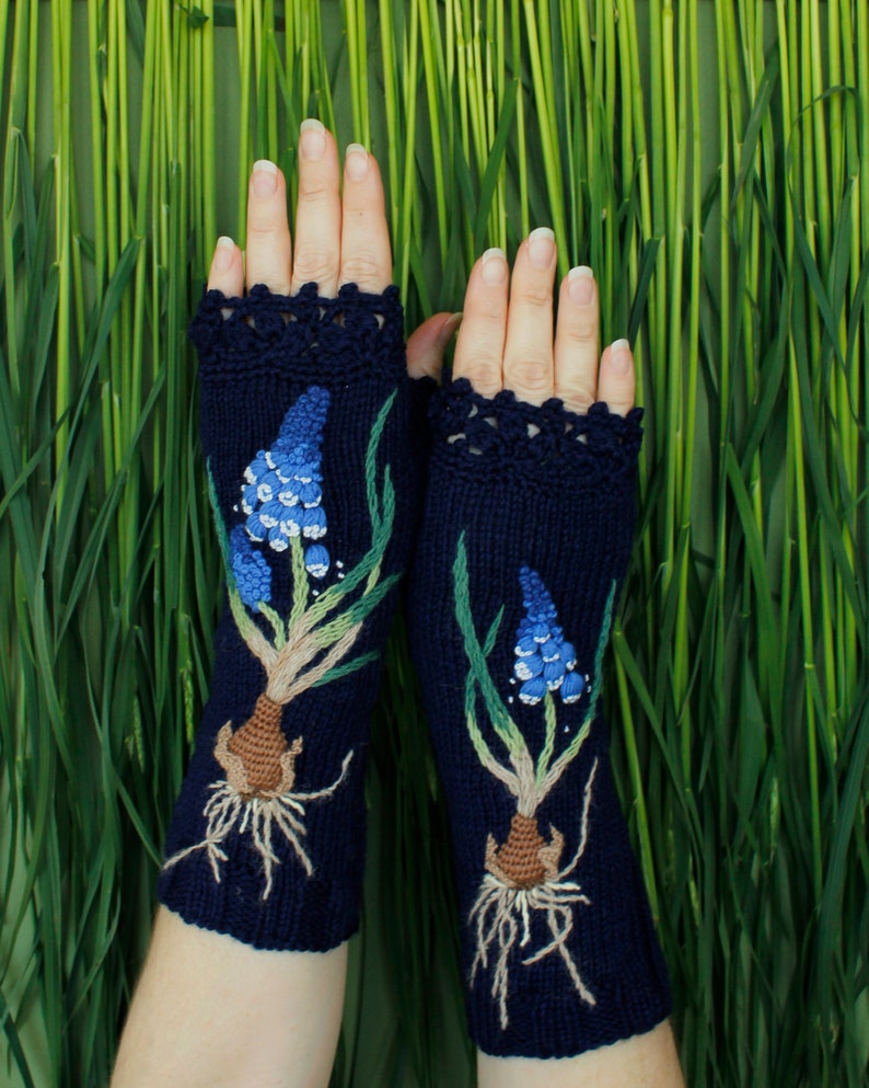 Navy Blue Gloves With Grape Hyacinth Spring Flowers Flower - Etsy