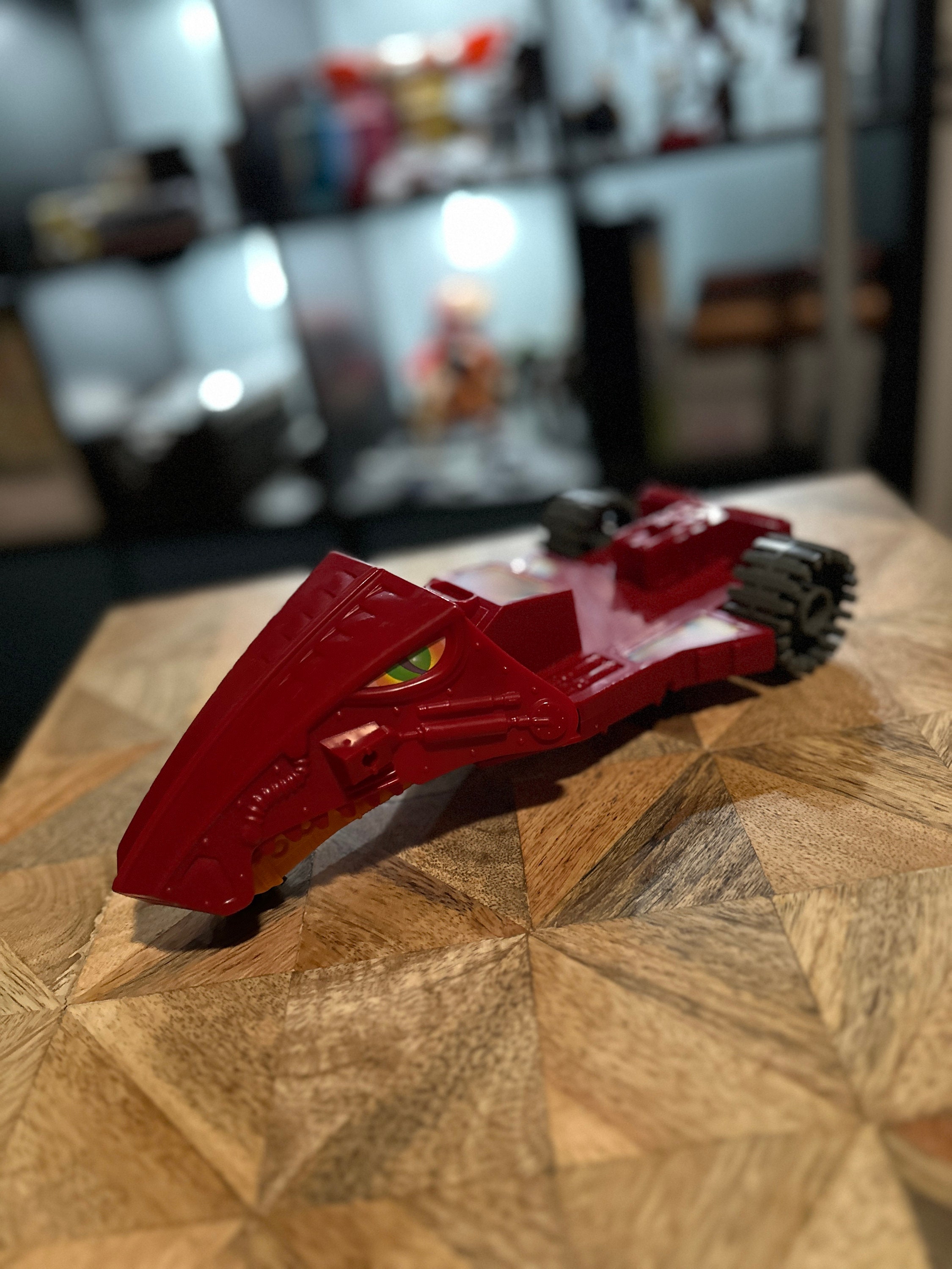 Vintage 1985 MOTU He-man Masters of the Universe Laser Bolt Vehicle ...