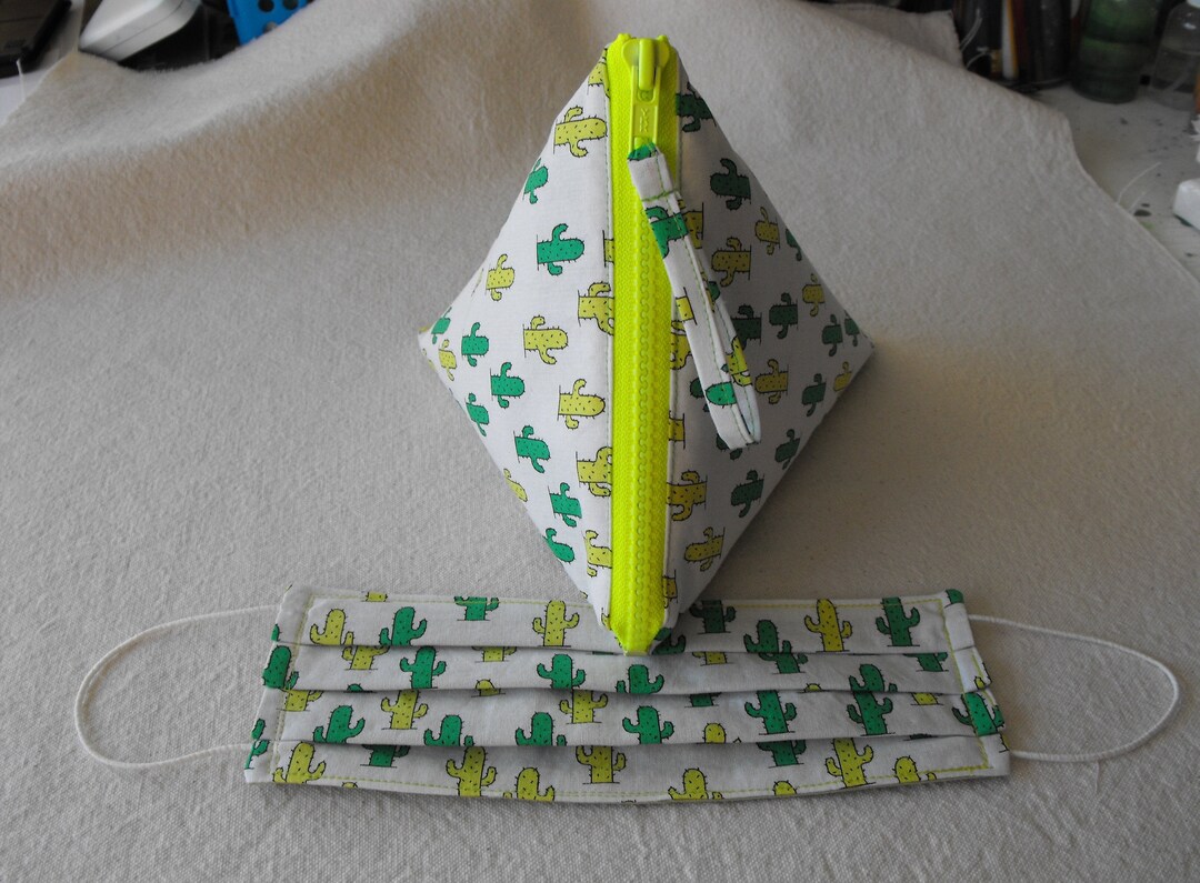 Hand Sewn Cotton Pyramid Pouch, Triangle Pouch, Zipper Pouch, Makeup ...