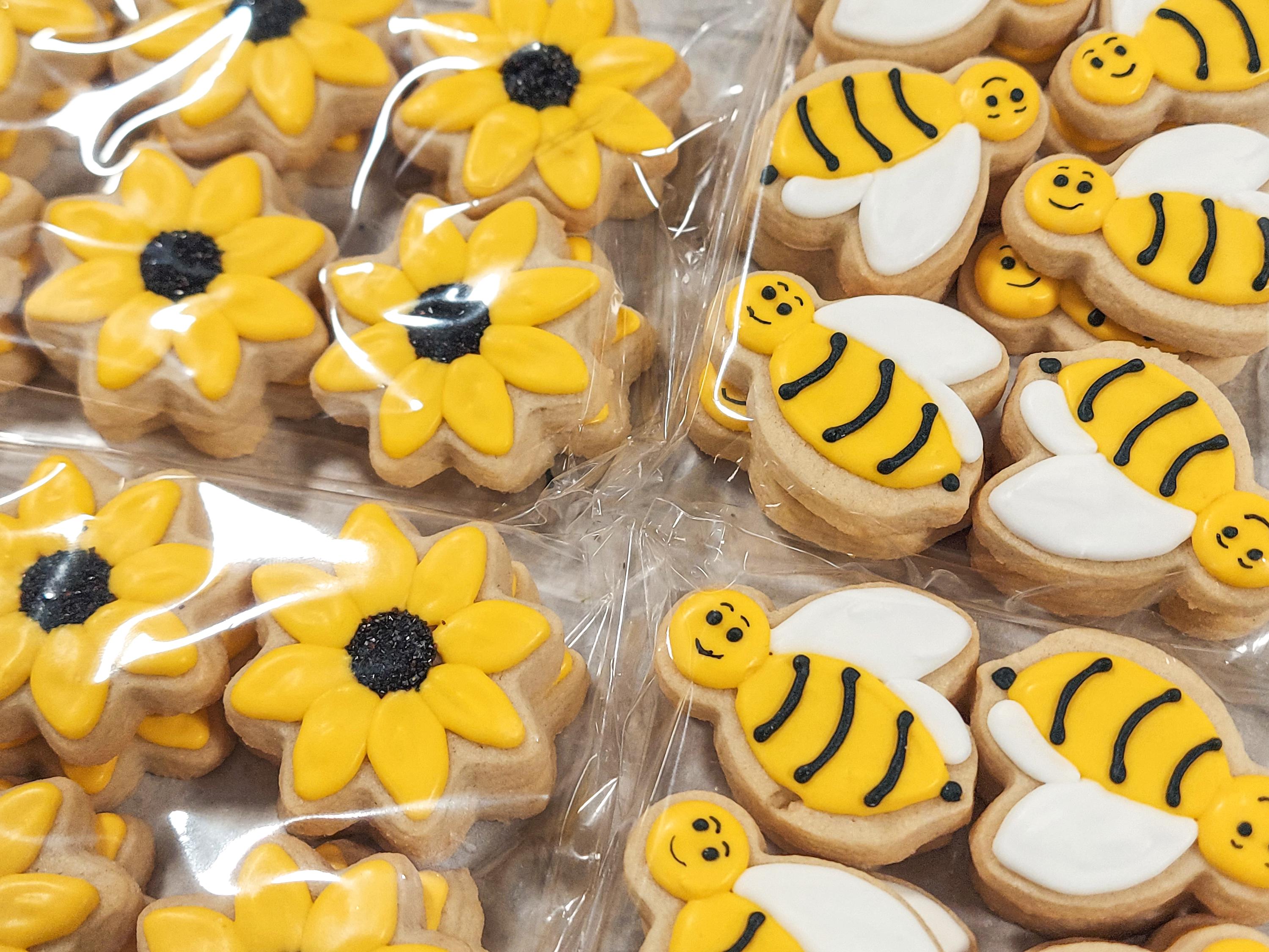 Mini Bumble Bee Cookies (2 Dozen) - Etsy