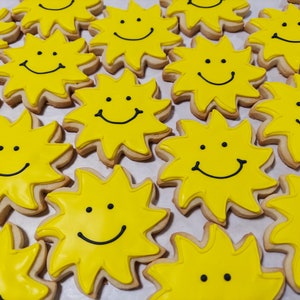 Smiley Sun Cookies (1 Dozen) - Etsy