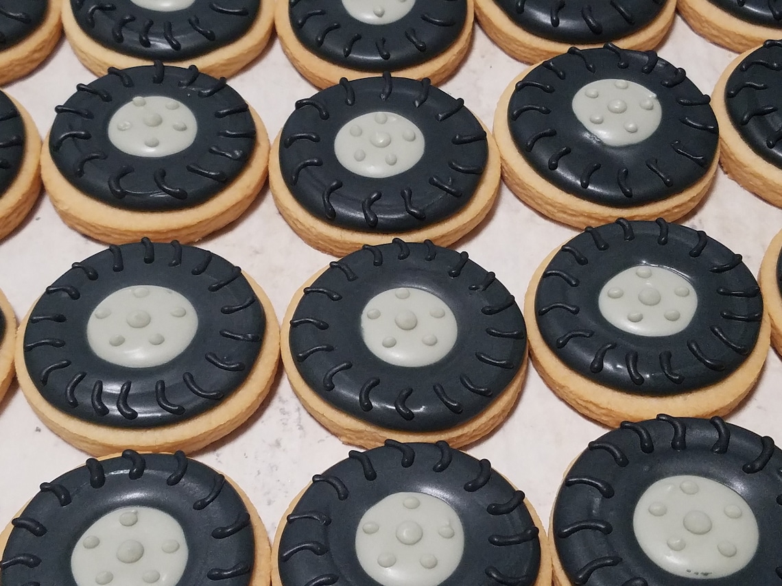 Mini Tire/wheel Cookies 2 Dozen - Etsy